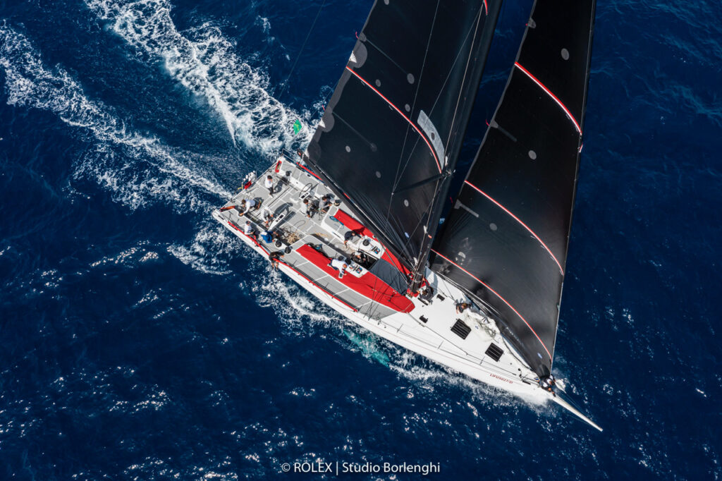 Prima giornata di regate per gli scafi del Maxi Yacht Capri Trophy ...