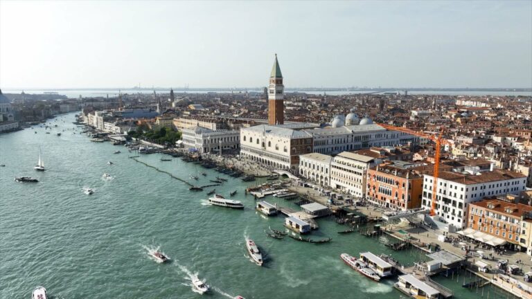 Venezia, bando posti barca: Oltre 2200 richieste per 390 posti ...